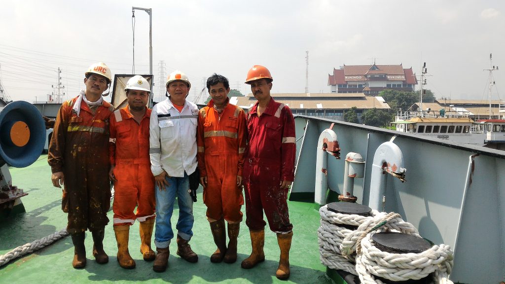Kru Kapal | PT. Pengerukan Indonesia